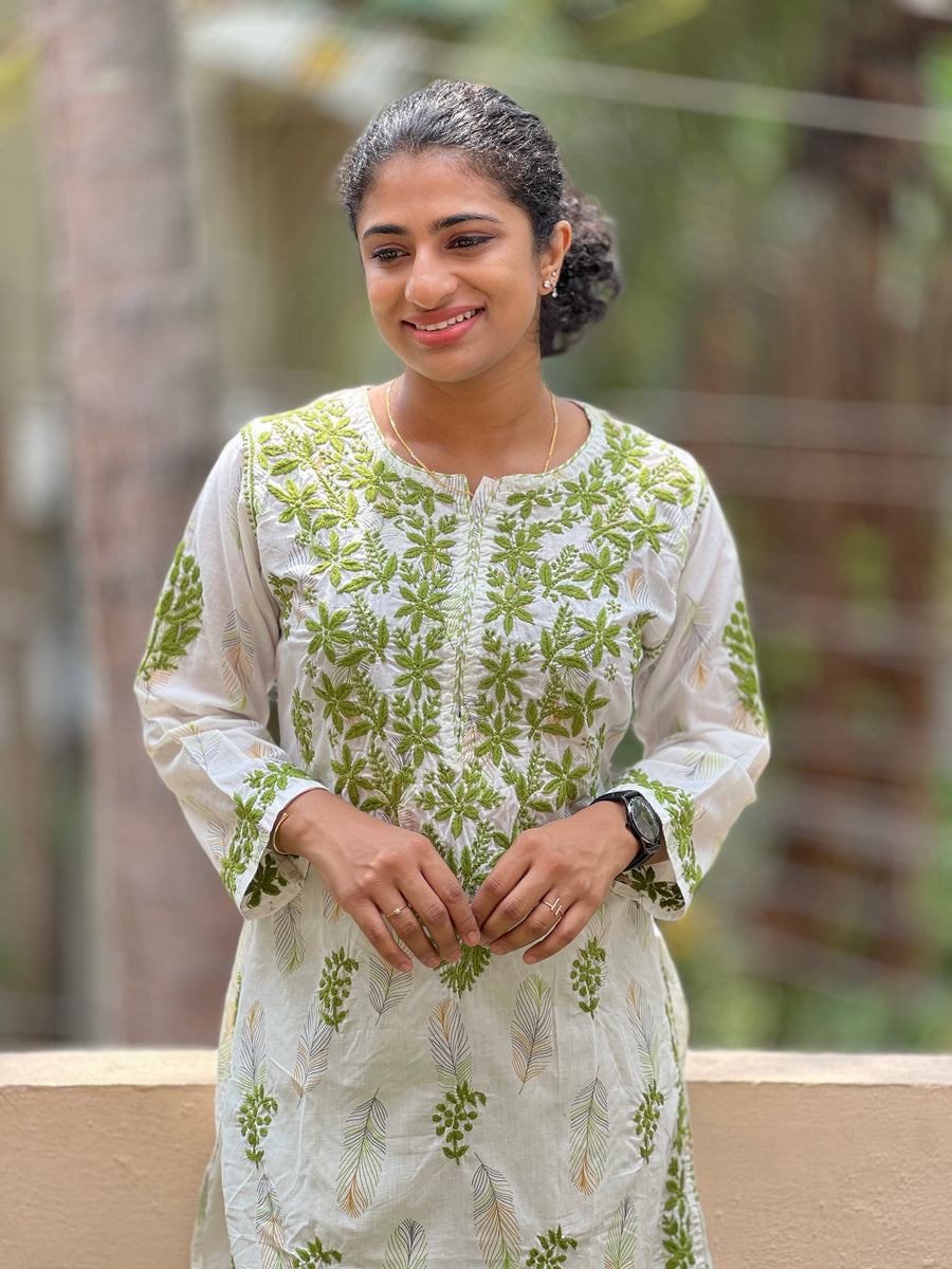 Lucknowi Embroidered Cotton Kurta | SRC102