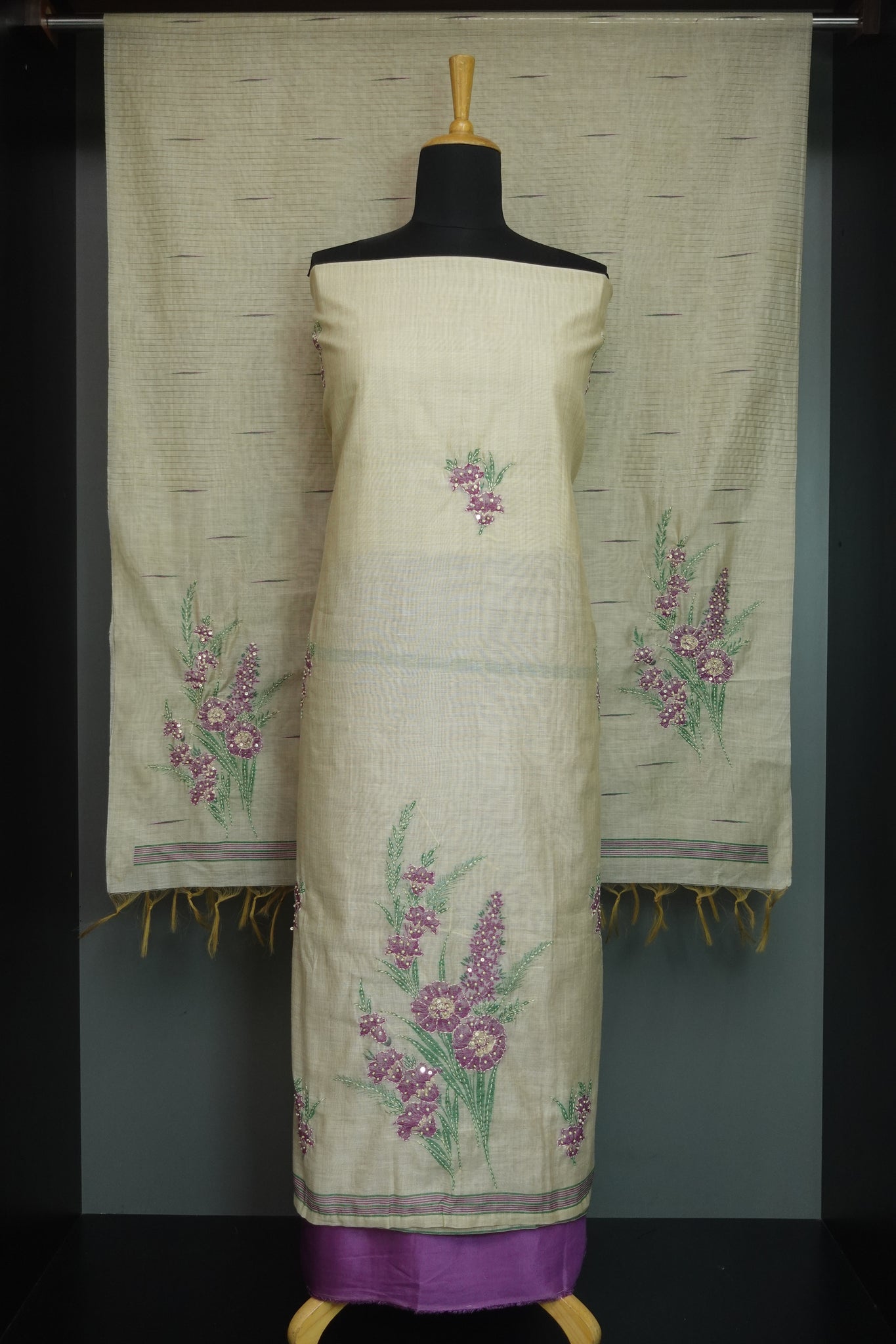 Jamdani Weaving Pattern Chanderi Finish Salwar Set | KSD142